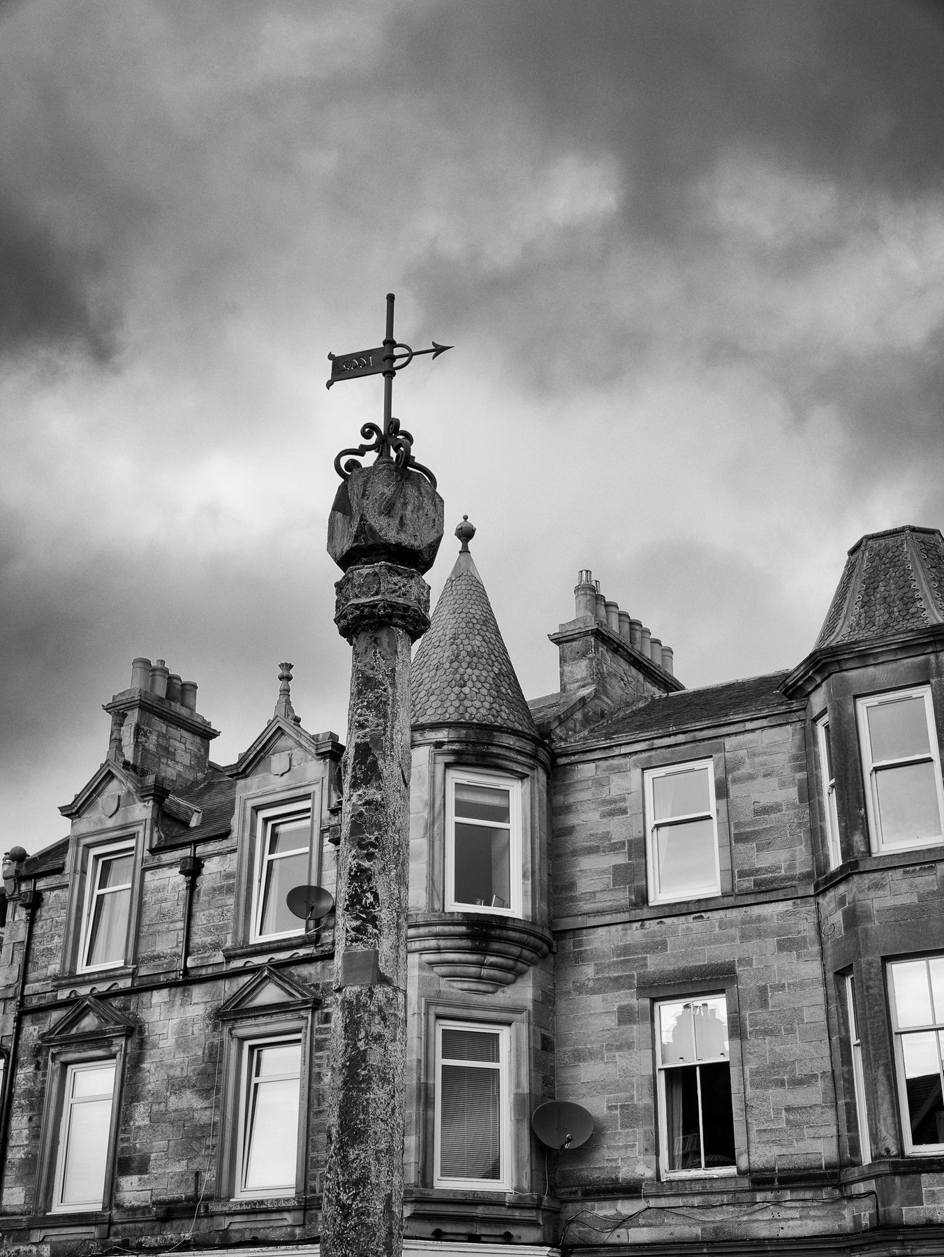 Peebles Town Centre – Local-Picture.com